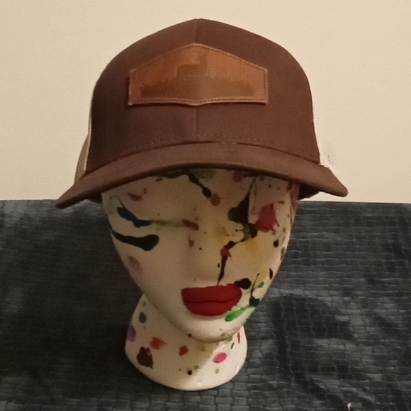 Source Unknown | Accessories | Nwt Unisex Super Cool Outdoor Snap Back ...